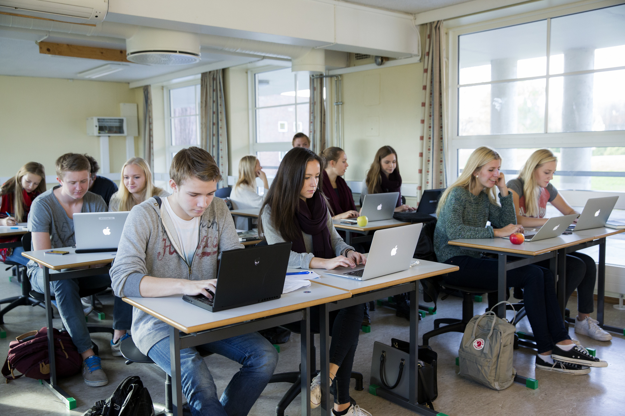 Internettbruk på eksamen gir ikke bedre karakterer - Familieliv ...